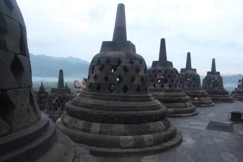 Yogyakarta: Borobudur Temple Sunrise Tour with Breakfast - FAQ