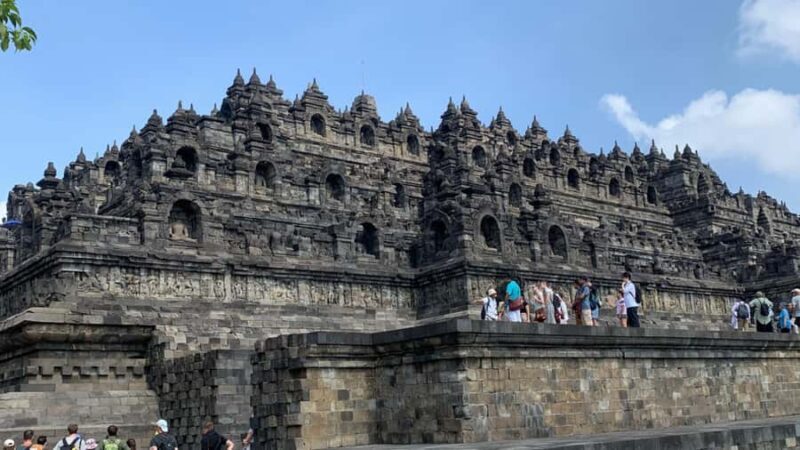 Yogyakarta: Borobudur Temple Tour with Hotel Pickup - Exploring the Borobudur Temple Tour from Yogyakarta: An Authentic Indonesian Experience