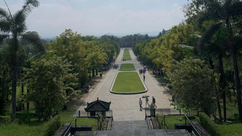 Yogyakarta: Borobudur Temple Tour with Hotel Pickup - The Experience and Value