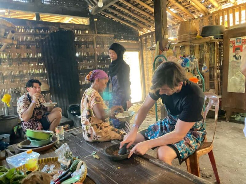 Yogyakarta: Borobudur Village Cycling Tour+Eco Cooking Class - An In-Depth Look at the Borobudur Village Cycling Tour + Eco Cooking Class