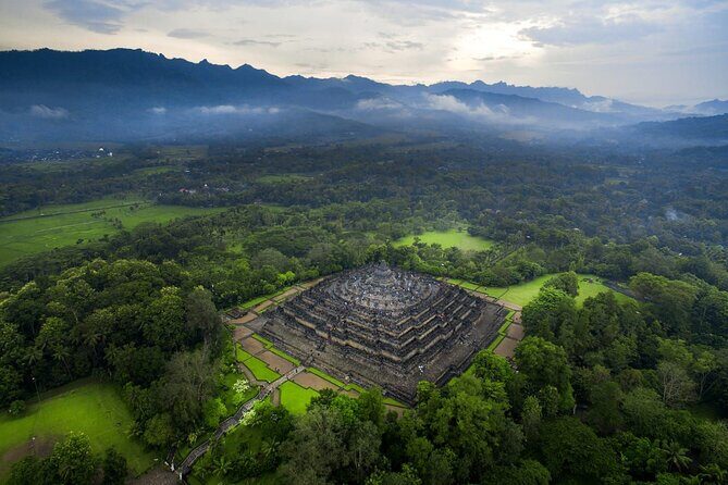 Yogyakarta, Bromo, Tumpaksewu Waterfall, Ijen Blue Fire, Bali. - A Detailed Look at What to Expect