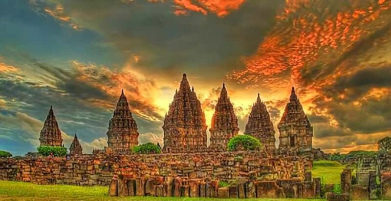 Yogyakarta City Tour Prambanan , Borobudur , Keraton Palace - FAQ