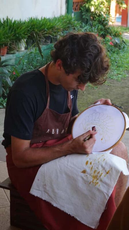 Yogyakarta: Contemporary Batik Workshop with Natural Dyeing - An Authentic Look at the Batik Workshop Experience
