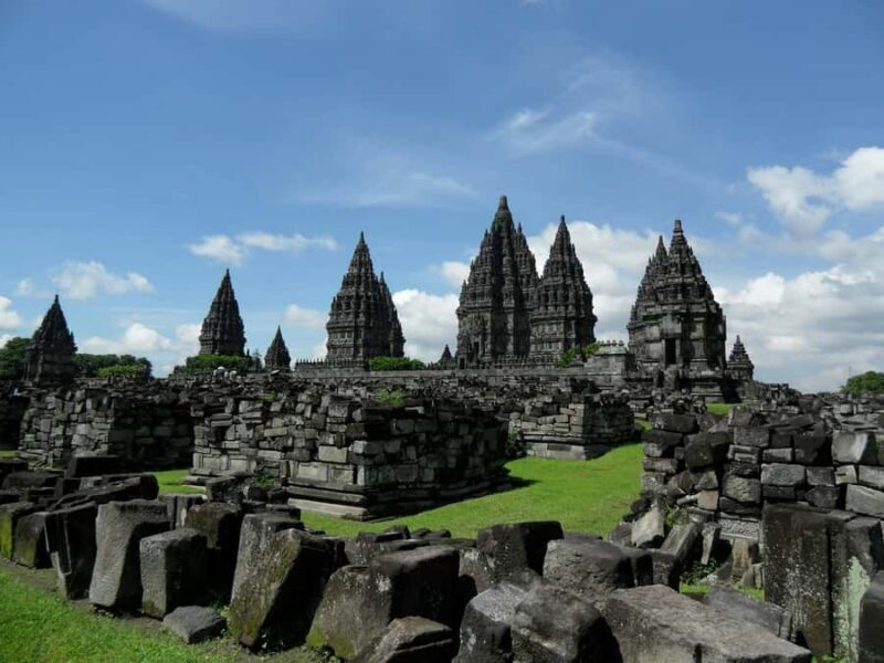 Yogyakarta : family tour to Borobudur + Prambanan + Guide - Why We Love This Tour