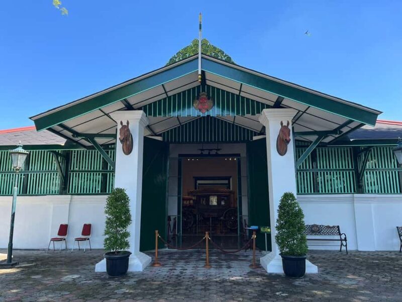 Yogyakarta: Inclusive Royal Heritage Tour - Discovering Yogyakarta’s Royal Heritage