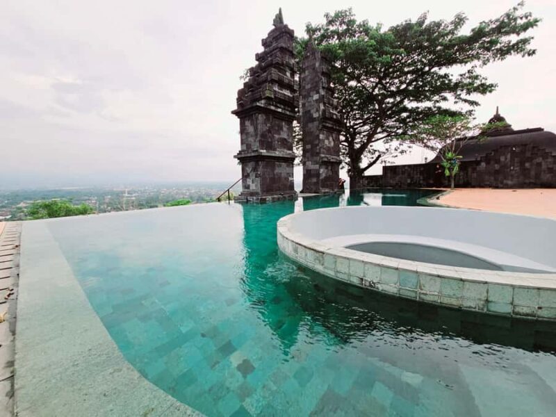 Yogyakarta: Instagrammable Cafes with Temple & Volcano View - Key Points