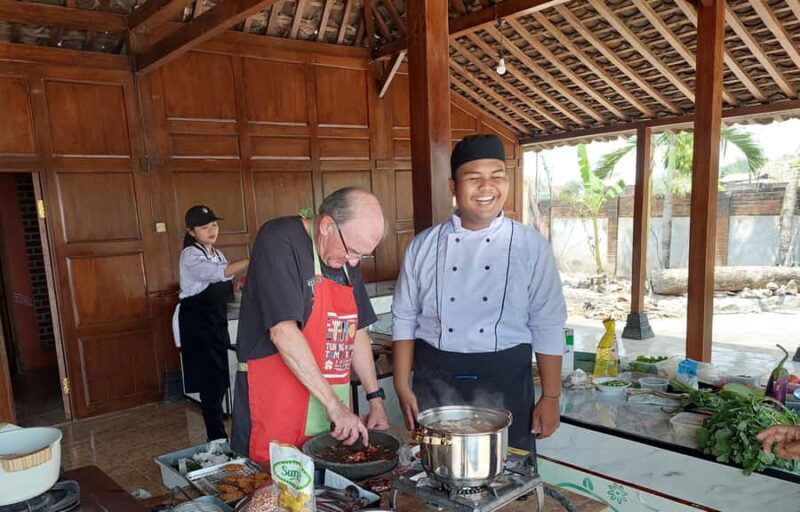 Yogyakarta: Javanese Cooking Class & Market Tour - Practical Details: What to Expect and Consider