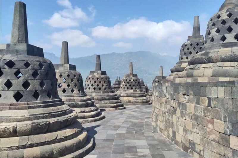 Yogyakarta: Joined or Private Tour to Borobudur & Prambanan - Key Points