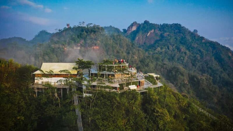 Yogyakarta: Manoreh Sunrise, Borobudur & Prambanan Temple - The Majestic Prambanan Temple Complex