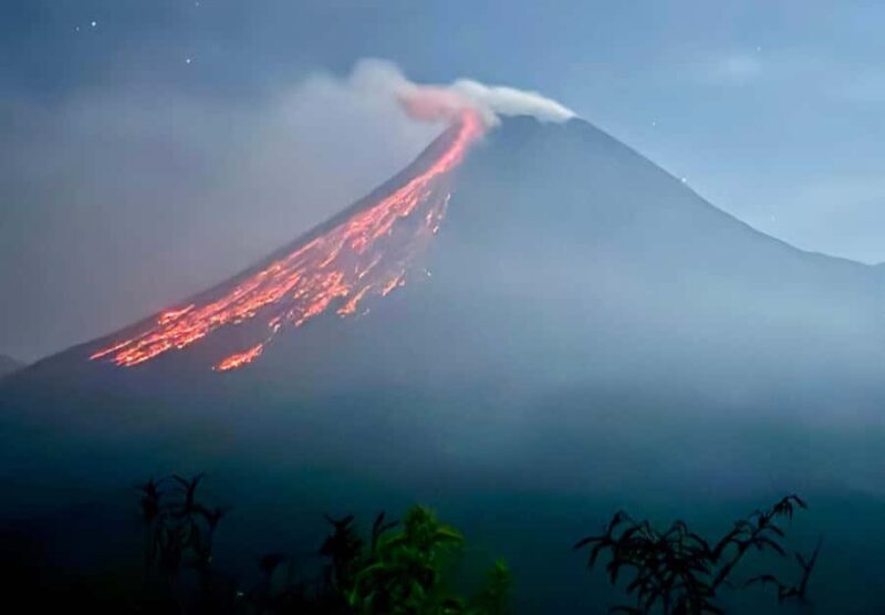 Yogyakarta: Merapi Volcano Night Trip with Lava & Star View - Yogyakarta: Merapi Volcano Night Trip with Lava & Star View – A Complete Guide