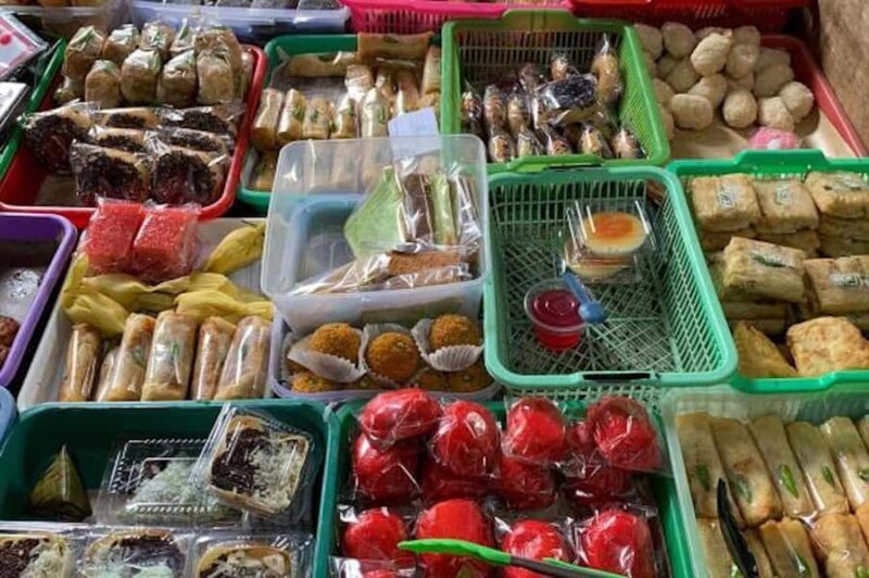 Yogyakarta: Morning Walk and Food Tour - Who Is This Tour Best For?