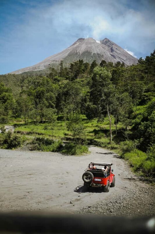 Yogyakarta: Mount Merapi, Goa Pindul & Malioboro Sunset Tour - Key Points