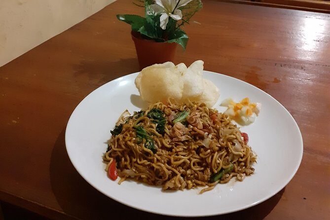 Yogyakarta Night Delight Walking Tour - A Detailed Look at the Yogyakarta Night Delight Walking Tour