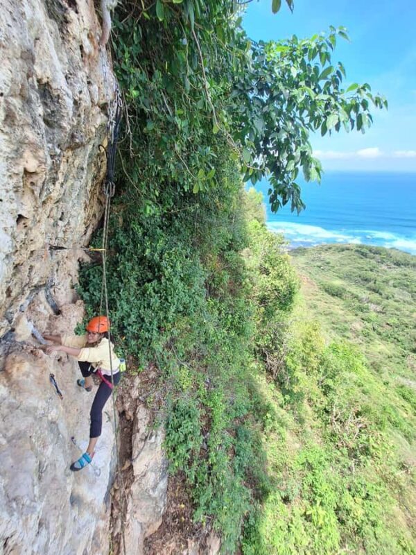 Yogyakarta: Parangtritis Beach Rock Climbing Tour - An Authentic Adventure at Parangtritis Beach