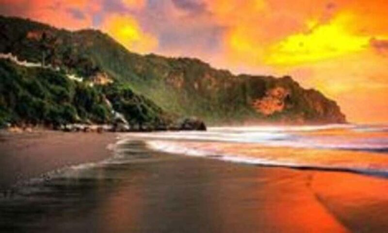 Yogyakarta: Parangtritis Beach Sunset Experience - What to Expect at Parangtritis Beach