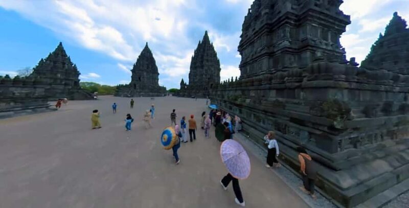 Yogyakarta: Prambanan, Borobudur & Selogriyo Sunset Tour - Exploring Java’s Sacred Temples: A Complete Review of the Prambanan, Borobudur & Selogriyo Sunset Tour
