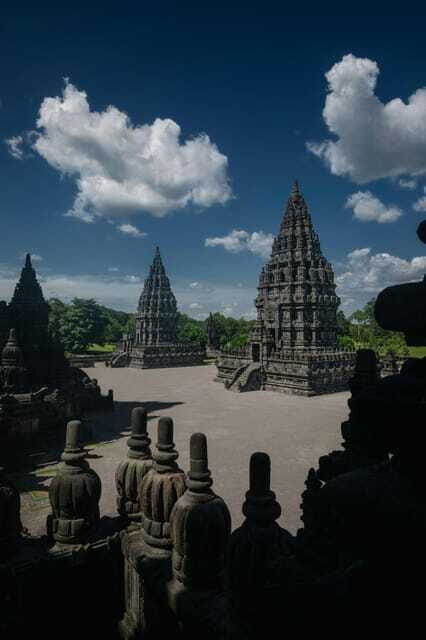 Yogyakarta : Prambanan sunset + Ramayana Ballet - FAQs