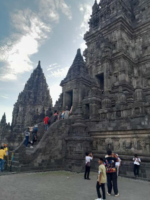 Yogyakarta: Prambanan Temple, Pindul Cave & Sunset Tour - Key Points