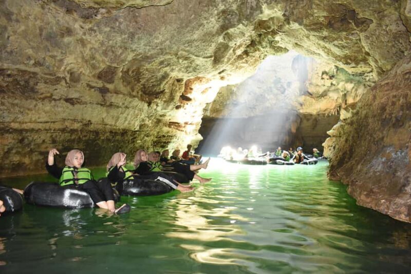 Yogyakarta: Prambanan Temple, Pindul Cave & Sunset Tour - FAQ