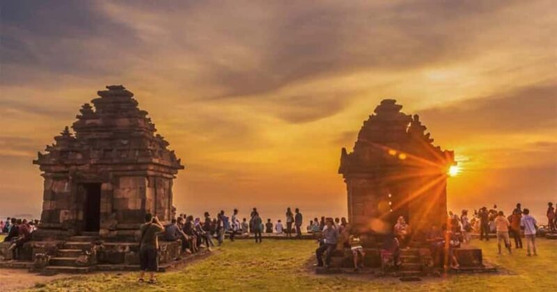 Yogyakarta: Prambanan Temple Tour and Golden Sunset - An In-Depth Look at the Experience