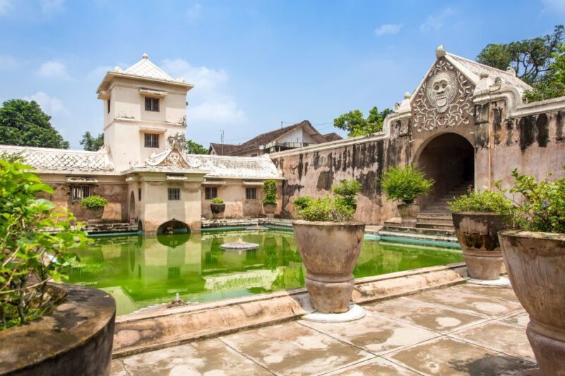 Yogyakarta: Private Car Charter with Driver - FAQs