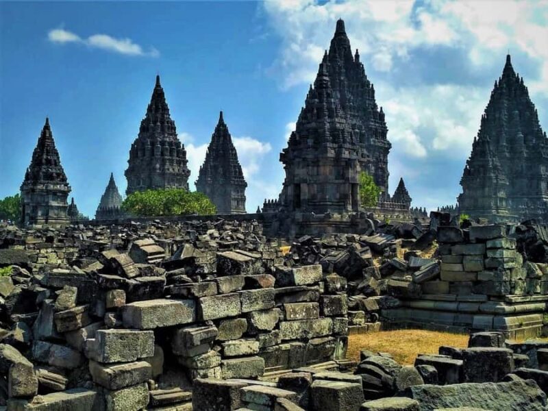 Yogyakarta Private Tour Prambanan Temple and Sultan Palace - FAQ