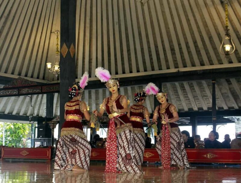 Yogyakarta: Private tour tailored to your needs - The Sum Up