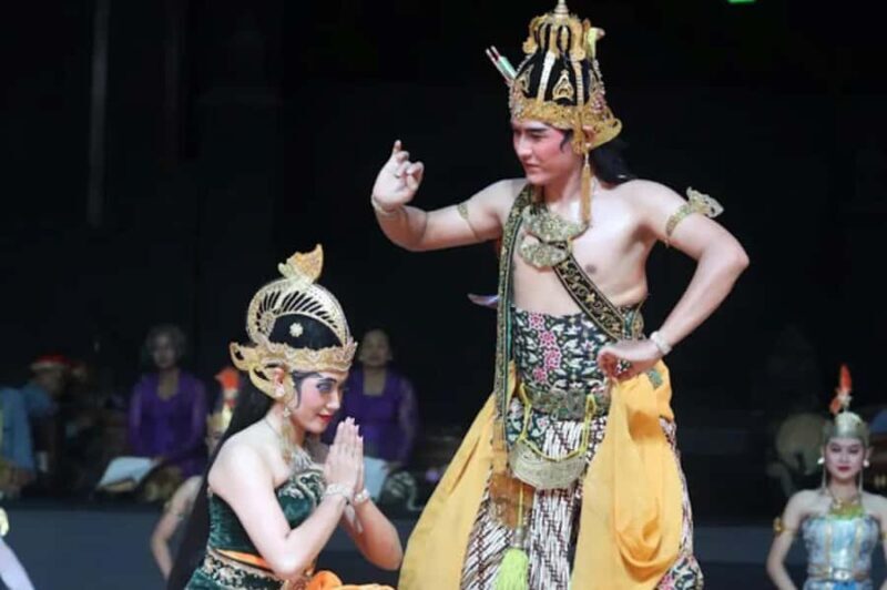 Yogyakarta: Ramayana Show with Transfer, Entry Fee & Dinner - Authenticity, Entertainment, and Education