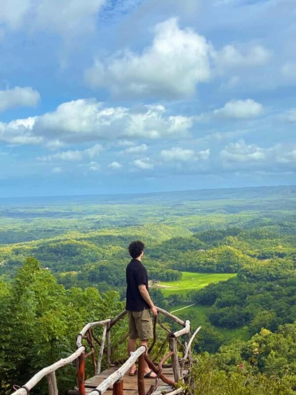 Yogyakarta: Seribu Batu Songgo Langit Sunrise Tour - Who Would Appreciate This Tour?