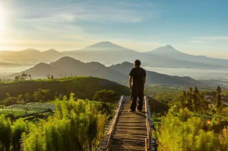 YOGYAKARTA: SILANCUR HIGHLAND/NEPAL VAN JAVA/BOROBUDUR - The Practical Details