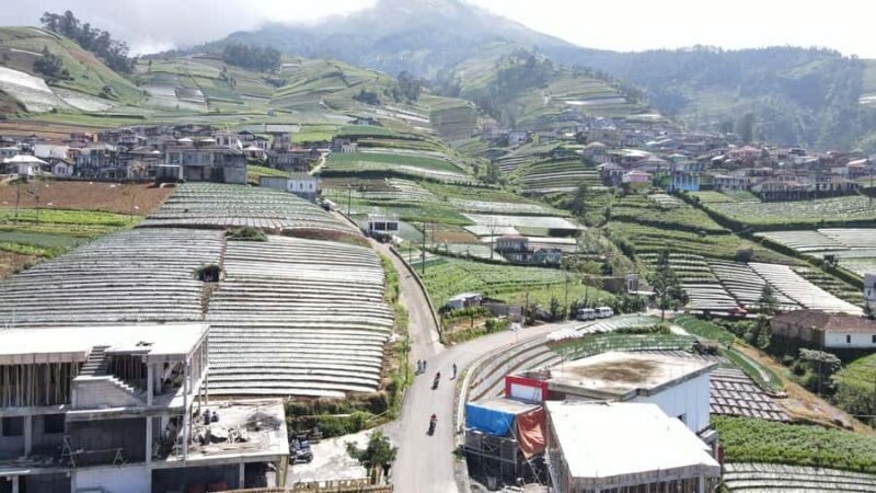 YOGYAKARTA: SILANCUR HIGHLAND/NEPAL VAN JAVA/BOROBUDUR - Authentic Experiences and Guest Insights