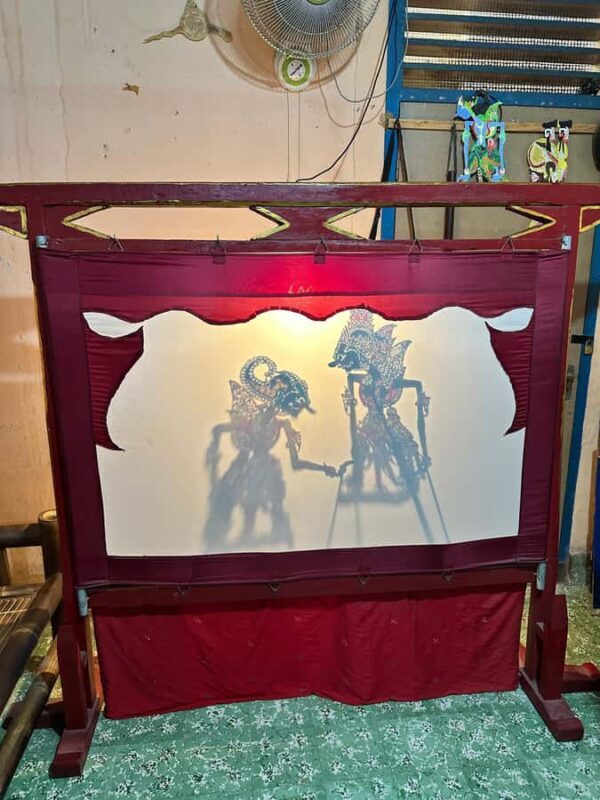 Yogyakarta: Sultan's Palace & Tamansari Guided Walking Tour - An Authentic Glimpse of Yogyakarta’s Royal Heart