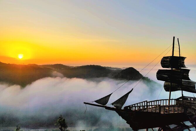 Yogyakarta: SUNRISE Above Cloud & Explore UNESCO Temples w/ GUIDE - An Authentic, Well-Organized Yogyakarta Experience