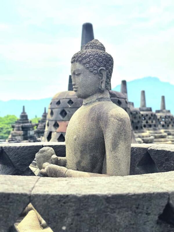 Yogyakarta; Sunrise Hill/Borobudur climb up & Prambanan - Who Should Consider This Tour?