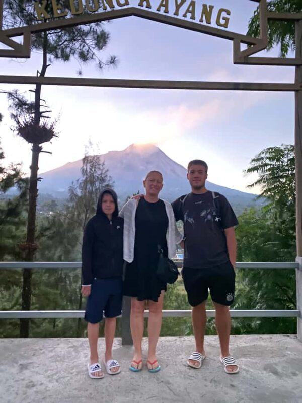 Yogyakarta: Sunrise, Rice Terrace, & Borobudur Tour - Who Will Love This Tour?