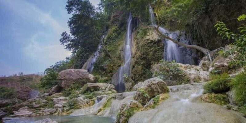 Yogyakarta: Timang Beach & Srigethuk Waterfall Day Tour - A Closer Look at the Experience