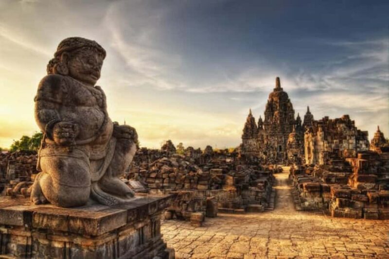 Yogyakarta: Tour Borobudur & Prambanan (Guaranteed climb) - In The Sum Up