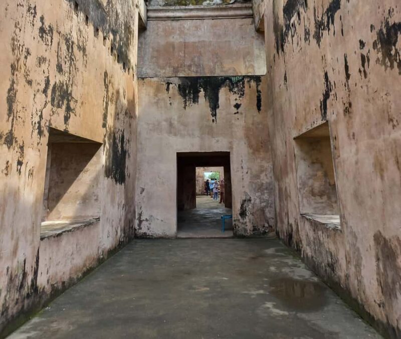 Yogyakarta: Yogyakarta Palace and Taman Sari Tour - FAQ