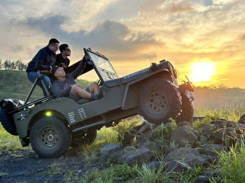 YogyakartaBali 6D5N: Highlands, Volcanoes & Island Drop-off - Who Should Consider This Tour?