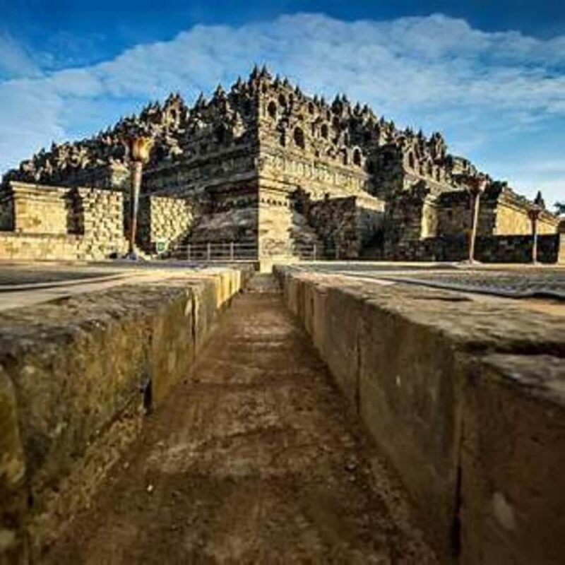 Yogyakarta:(EntranceTicketOnly)Borobudur&PrambananTempleTour - FAQ