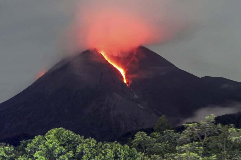 Yogyakarta:Mount Merapi of lavaflow view With Sunrise Option - FAQs