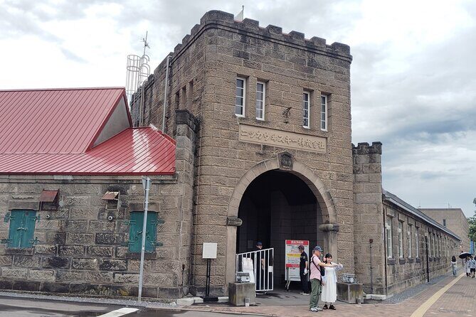 Yoichi: Whisky Heritage at Nikkas Historic Coastal Site - Why This Tour Works Well