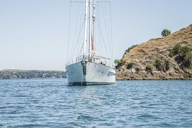 Yonder Star Sailing Yacht - An In-Depth Look at the Yonder Star Sailing Yacht Experience