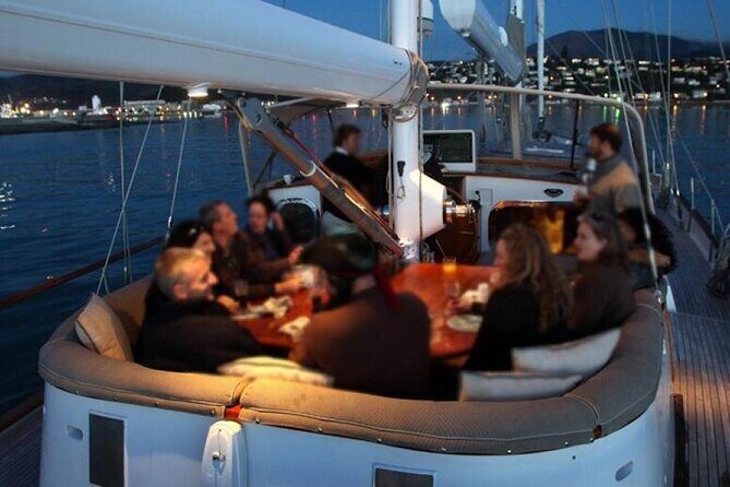 Yonder Star Sailing Yacht - FAQ