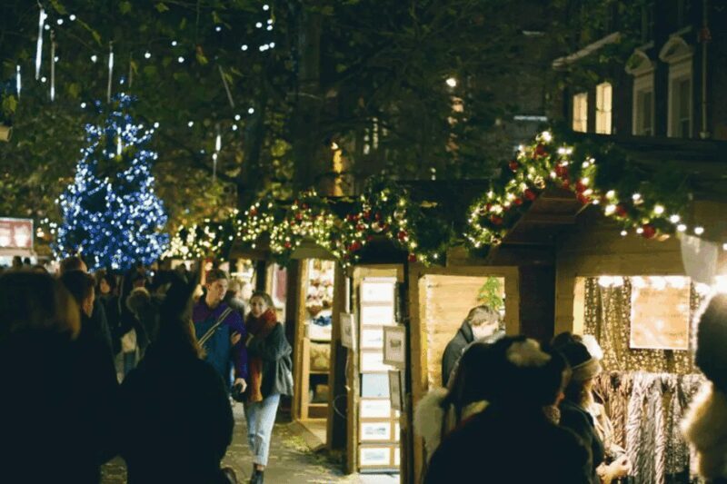 York: Christmas Market and City Highlights Walking Tour - Key Points