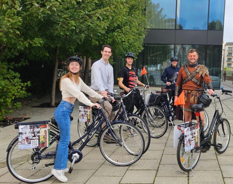 York: Guided eBike city Tour with fun historical facts - FAQ