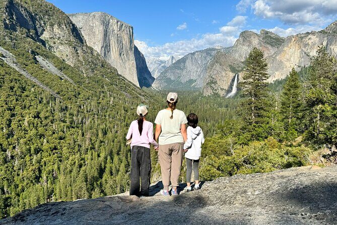 Yosemite Magic: Highlights, Sunset, and S'mores - An Introduction to Yosemite Magic: Highlights, Sunset, and Smores