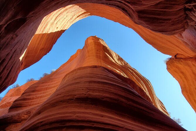YOU DRIVE! 4 People, 4 Hrs! Ultimate Peekaboo and Hog Canyon Tour - The Authenticity and Appeal