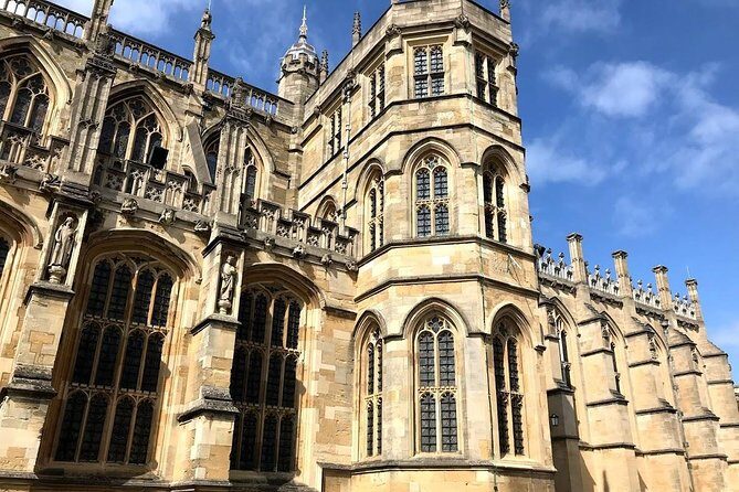 Young Victoria's London: Windsor Castle & Kensington Palace - Practical Tips for Your Royal Day
