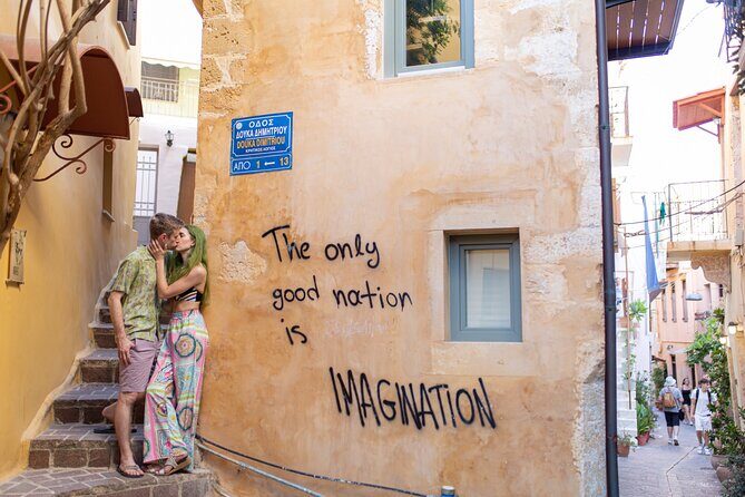 Your personal Photographer in Chania - What to Expect: A Photographic Stroll Through History